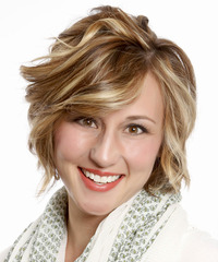 Cobie Smulders Short Wavy Layered Brunette and Blonde Two-Tone Bob ...