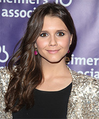 Alexandra Chando Long Wavy Hairstyle